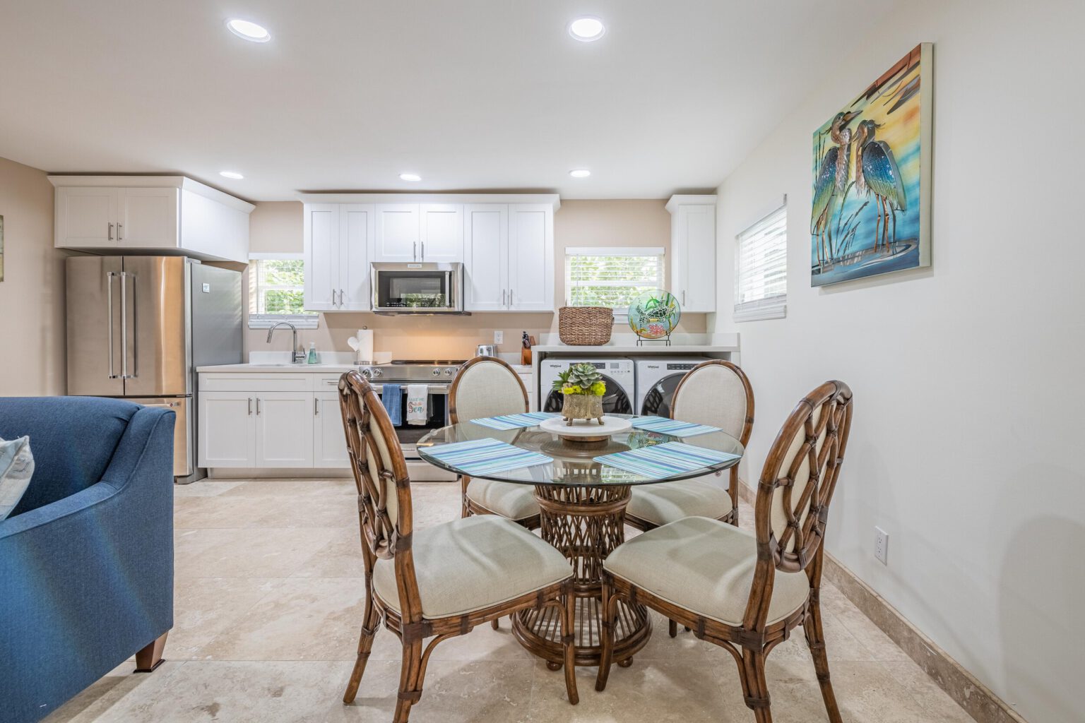 Luxury Beach Resort Style Cottage - Veloz Properties