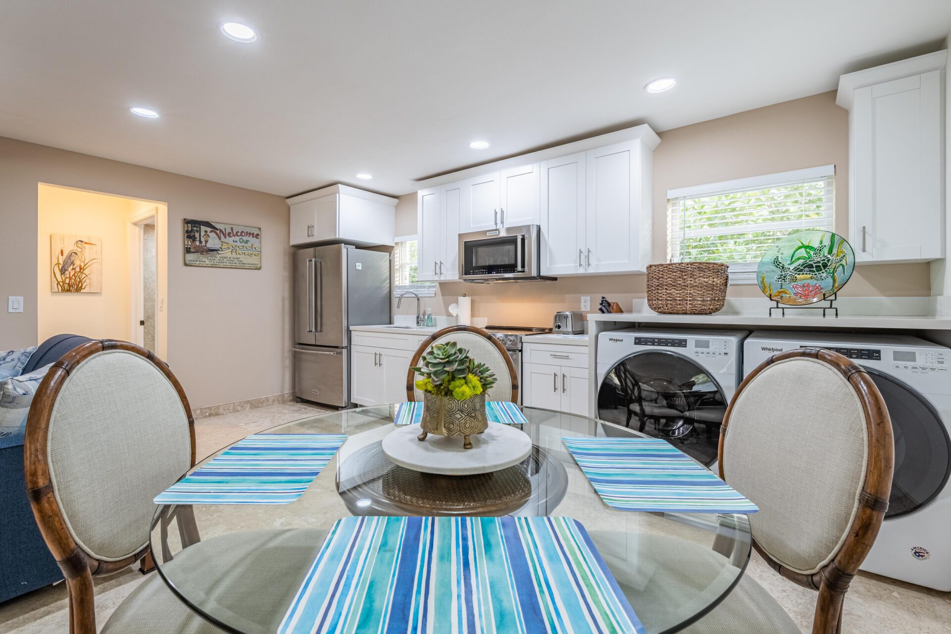 Luxury Beach Resort Style Cottage - Veloz Properties