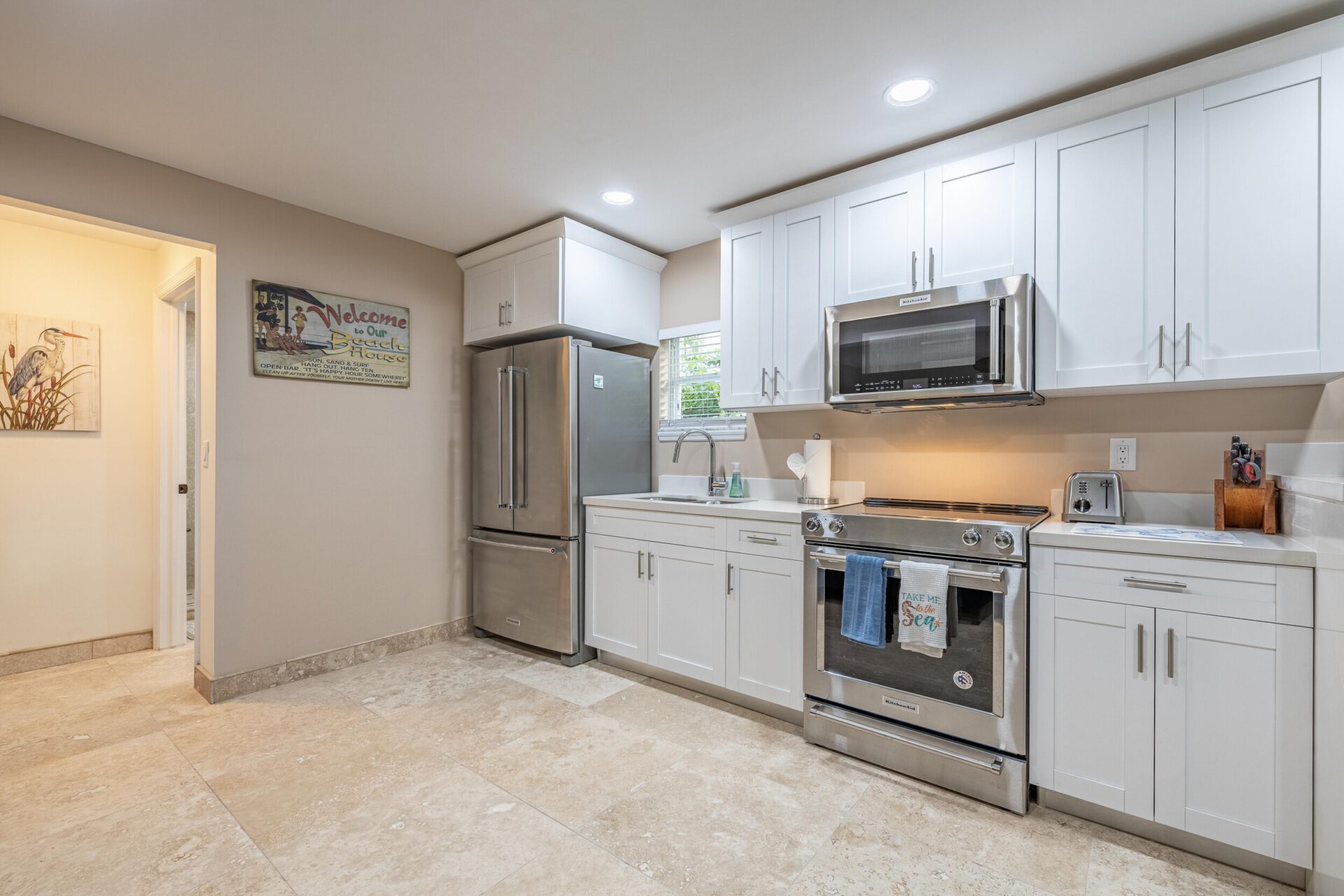 Luxury Beach Resort Style Cottage - Veloz Properties