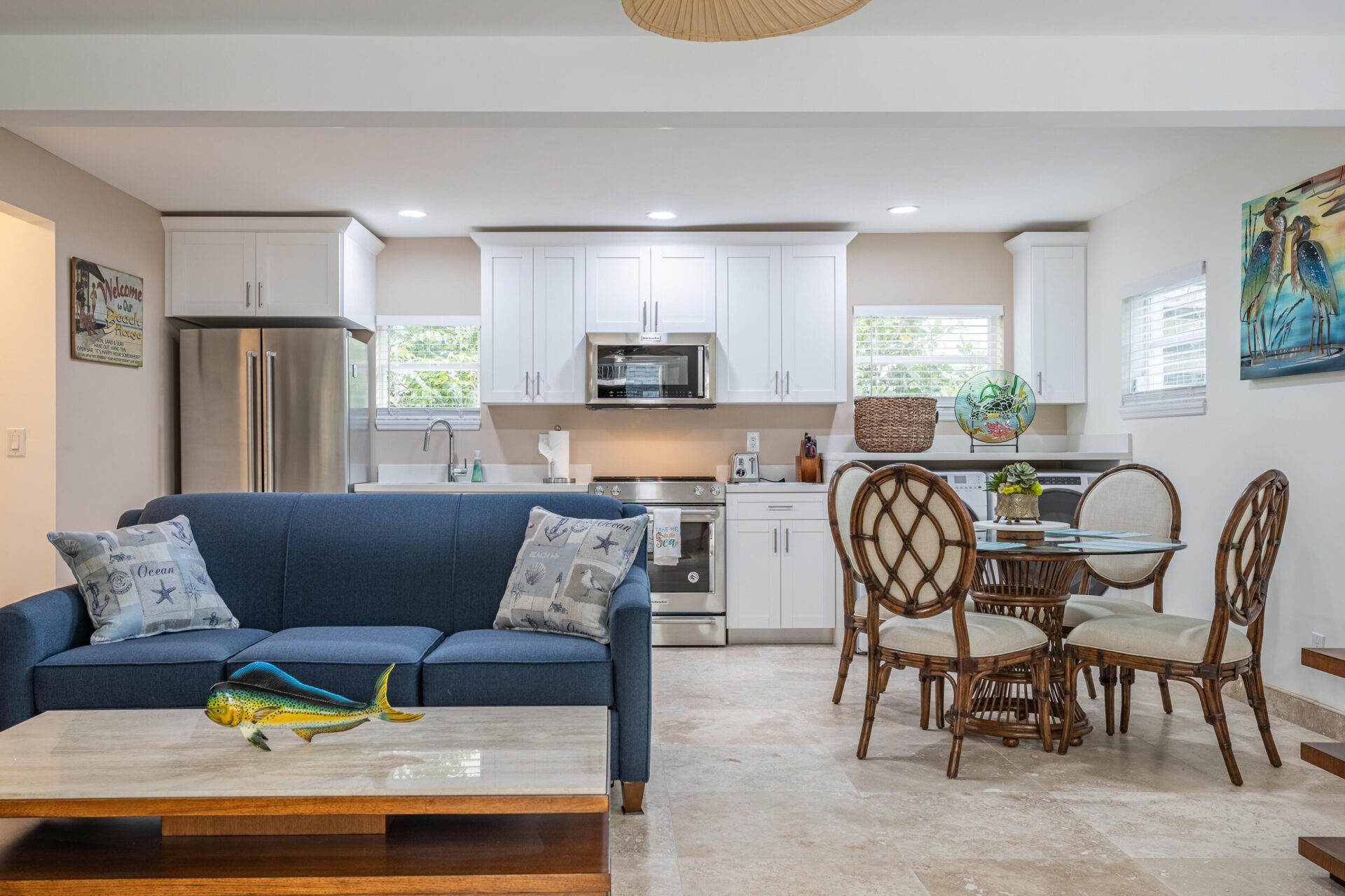 Luxury Beach Resort Style Cottage - Veloz Properties