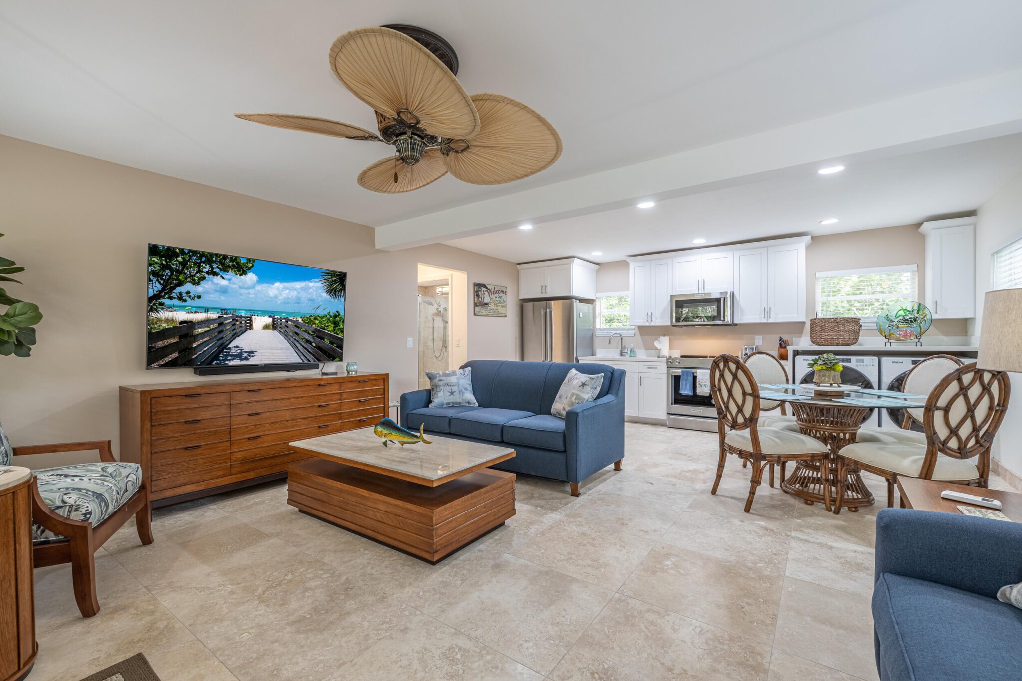 Luxury Beach Resort Style Cottage - Veloz Properties
