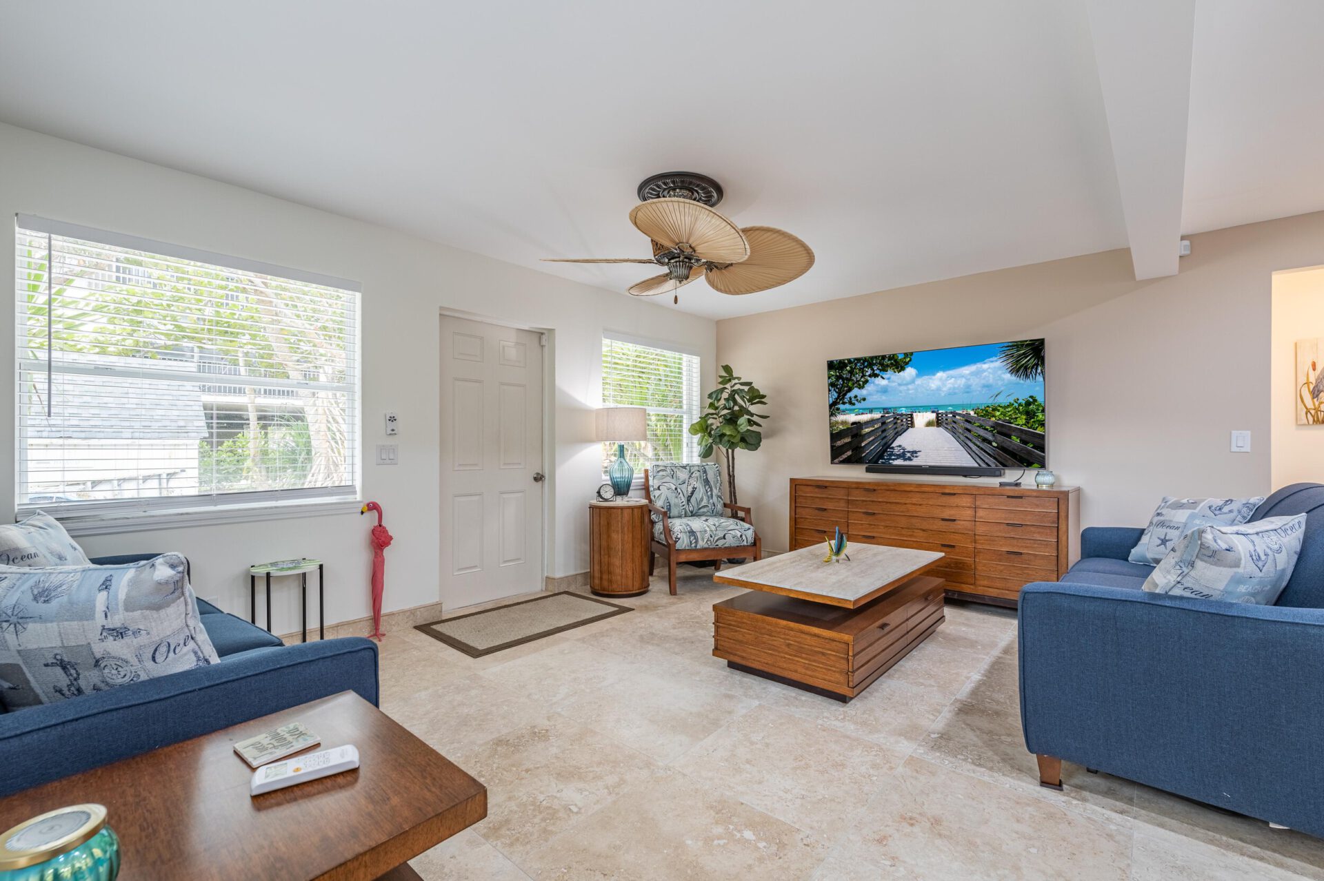 Luxury Beach Resort Style Cottage - Veloz Properties