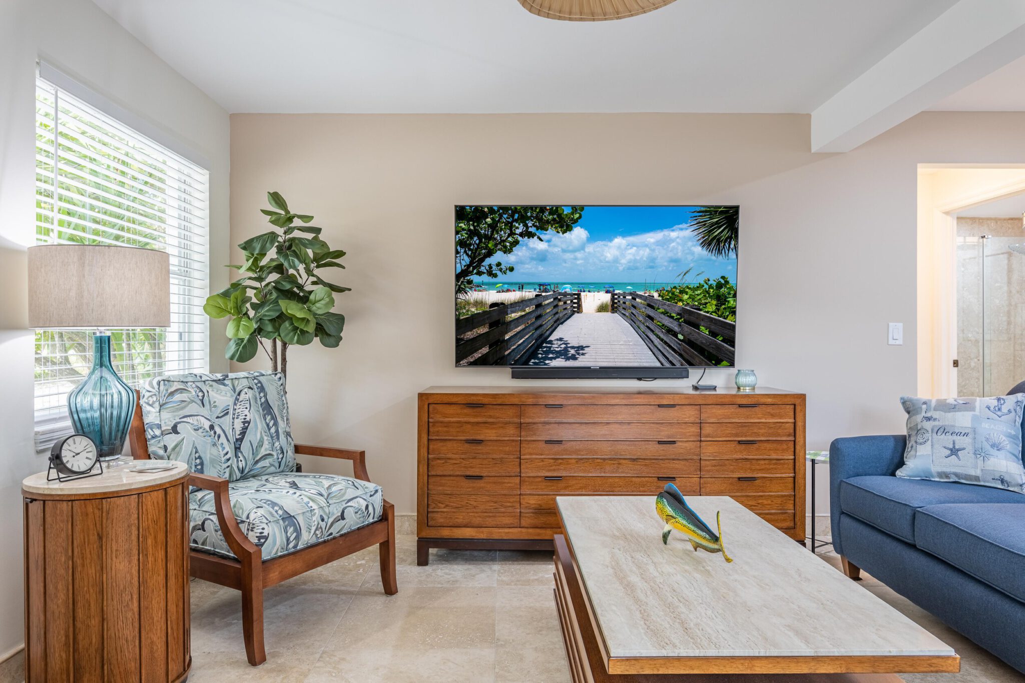 Luxury Beach Resort Style Cottage - Veloz Properties